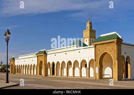 Dar-Al-Makhzen est le principal et la résidence officielle du roi du ...