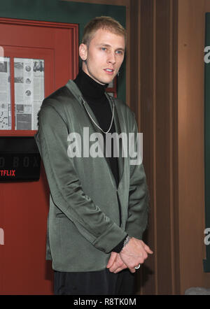 Colson Baker aka Machine Gun Kelly assiste à la projection de New York ...