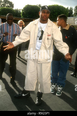 BURBANK, CA - 5 juin : le rappeur/acteur LL Cool J assiste à la ...