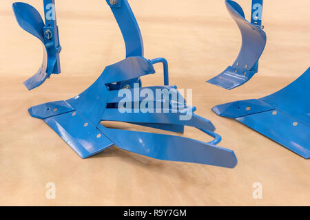 Charrue agricole. Charrue pour un labour profond. Sous-soleuse ou ...