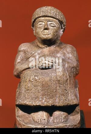 PATESI GUDEA DE LAGASH (2144-2124 AC) - DIORITA - 45 cm. Lieu : MUSÉE ...