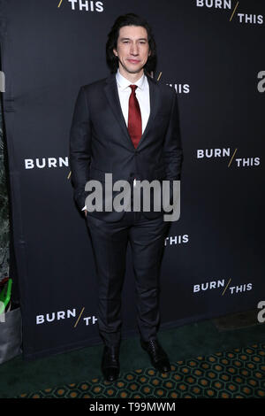 Party d'ouverture pour graver ce à l'Hudson Theatre - Arrivées. Avec ...