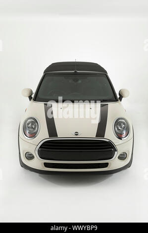2017 Mini Cooper convertible Photo Stock - Alamy