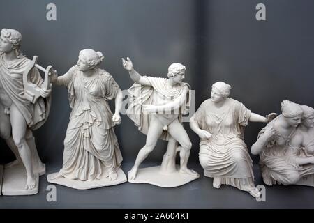 La ricostruzione del frontone orientale del Partenone secondo il ...