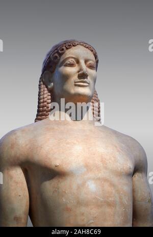 Statua di un kouros parian anavissos attica muscolatura Kroisos grave ...