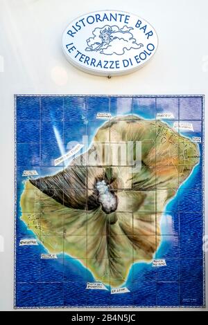 Mappa di Stromboli, Isole Eolie Foto stock - Alamy