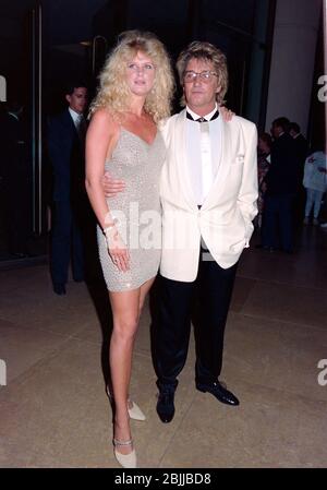 Il cantante Rod Stewart e sua moglie Rachel Hunter alla prima di evita ...