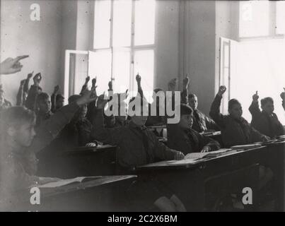 Hitler Youth School Heinrich Hoffmann Photographs 1933 fotografo ...