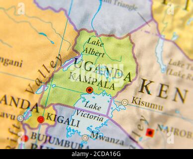 Mappa geografica dell'Uganda con la capitale Kampala e il lago Victoria ...