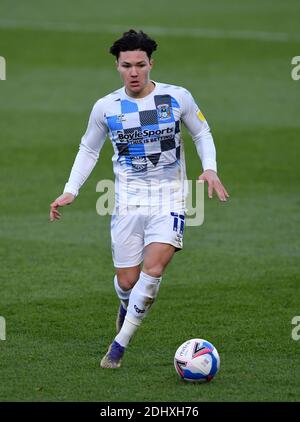 Callum o'Hare di Coventry City e Dominic Gape di Wycombe Wanderers (a ...