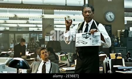 STATI UNITI. Brad Pitt e Morgan Freeman in una scena del film (C)New ...