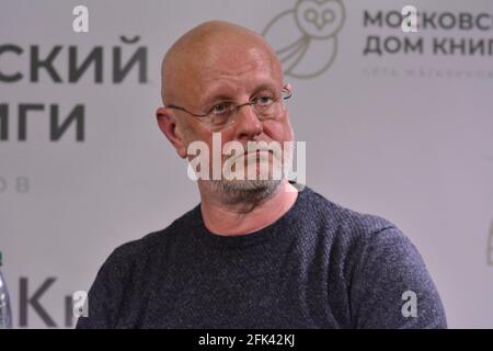 Klim Zhukov e Dmitry Puchkov GOBLIN, hanno presentato la ristampa del famoso libro - Vikings ...