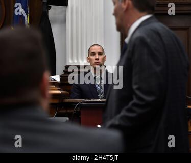 Mark Richards, lead attorney for Kyle Rittenhouse, cross-examines Dr ...