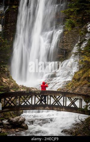 'Cascades de Man' cascata vicino all uomo, Costa d Avorio, Africa ...