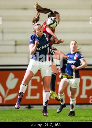Rotterdam - Anna Ruiter di VV Alkmaar, Chayenne van den Goorbergh di ...