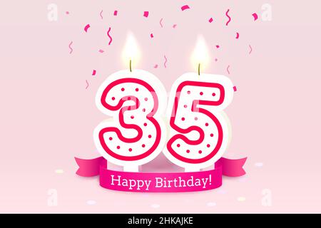35 anni di compleanno. Numero con candela di festa per la torta di ...