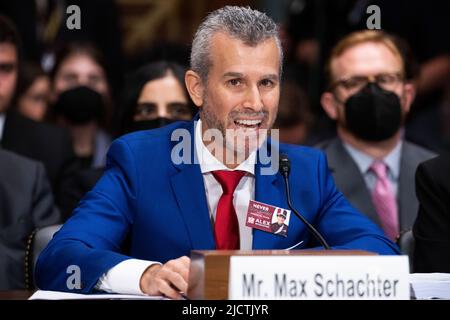 Max Schachter, father of Parkland shooting victim Alex Schachter wears ...