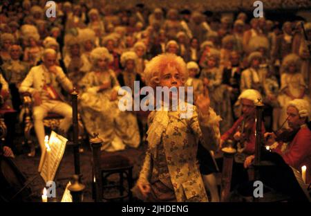 AMADEUS 1984 Saul Zaentz film con Tom Hulce come Mozart Foto stock - Alamy