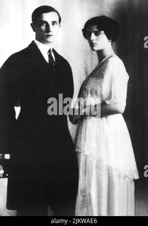 1913 : il celebre sacerdote russo Grigorij Efimovic RASPUTIN ...