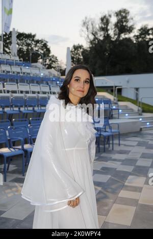 Maya Forster bei der Fotoprobe zum Theaterstück 'Jedermann' auf der ...