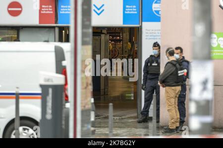 ©PHOTOPQR/LE PROGRES/Maxime JEGAT - Lyon 01/01/2016 - Alerte à la ...