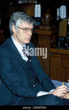 Oslo 1985-02: TREHOLT-SAKEN. - Rettsaken mot den spionasjetiltalte ...