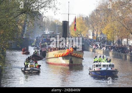 San Nicola, la versione olandese di Babbo Natale e la sua 'Zwarte Piet ...