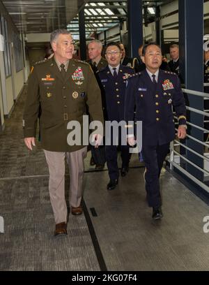 Koji Yamazaki (L) Japan Chief of Staff, Joint Staff Gen. and Ricky N ...