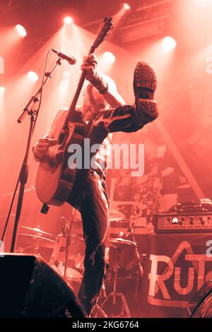 Southampton, Regno Unito. 19th Nov 2022. Leigh Heggarty, chitarrista e ...