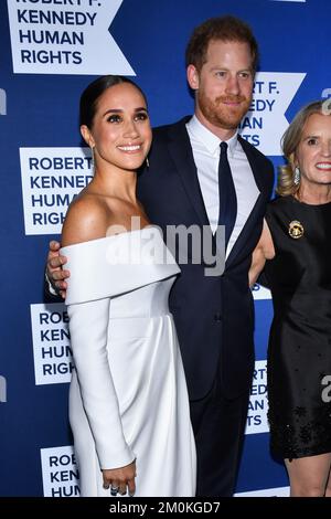 Il Duca e la Duchessa di Sussex arrivano al Robert F. Kennedy Human ...