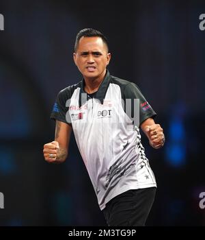 Rowby-John Rodriguez in azione contro Lourence Ilagan nelle Filippine ...