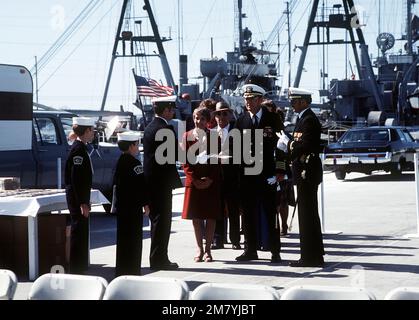 CAPT David G. Kalb, supervisore della costruzione navale, della ...