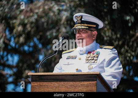 L'ADM posteriore Andrew M. Sugimoto ha sostituito l'ADM posteriore ...