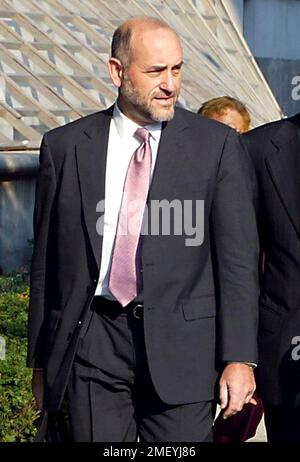 FILE — Attorney Mark Pomerantz arrives at Federal Court in New York ...