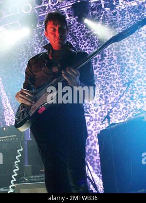 La chitarrista britannica Jamie Hince, fiance del top model Kate Moss ...