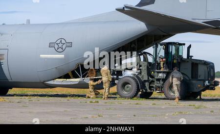 STATI UNITI Gli aerei assegnati al 424th Air base Squadron e i soldati ...