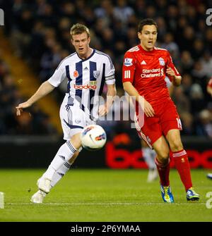 West Bromwich Albion's Chris Scotto (sinistra) e il Manchester United ...