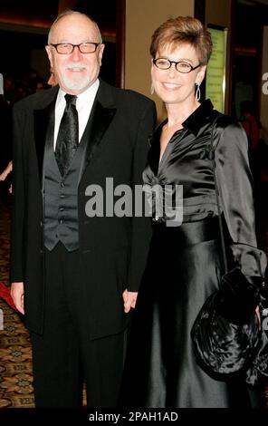 Gil Cates e il Dr. Judith Reichman ai DGA Awards annuali 61st che si ...