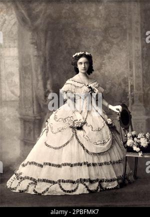 1909 , Milano , ITALIA : la Duchessa Italiana Donna CARLA ERBA ...