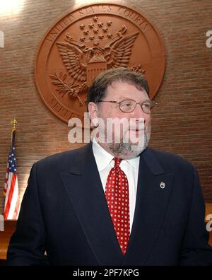 Teamsters Local 25 President George Cashman stops to speak with ...