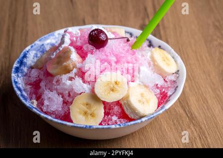 Turco bici bici pudding. Tacchino turco Iced dolci Adana Dessert Foto ...