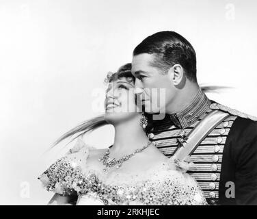 MAURICE CHEVALIER e JEANETTE Macdonald in THE LOVE PARADE 1929 regista ...