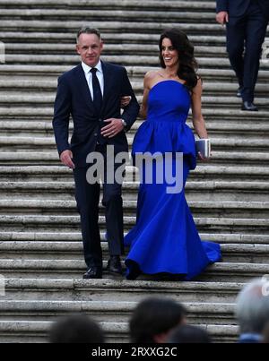 Il capitano del Team Europe Luke Donald detiene il trofeo Ryder Cup a ...