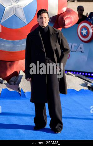 Danny Ramirez beim Photocall zum Kinofilm Captain America: Brave New ...