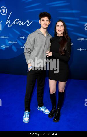 Nathan Goldblat und Lena Roth - Gaesteankunft zum ARD Blue Hour Empfang ...