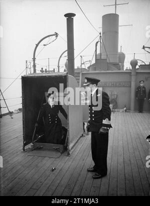 LA DUCHESSA DI KENT VISITA LA HMS PRESIDENT. IL 15 MARZO 1943 ...