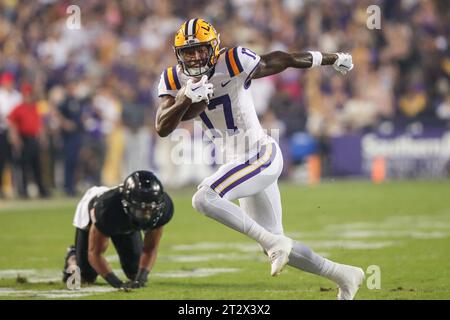 21 ottobre 2023: Il wide receiver della LSU Chris Hilton Jr. (17) cerca ...