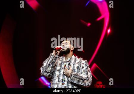 La cantante marocchina di Anversa Dystinct (nata come Ilias Mansouri) durante una performance in ...