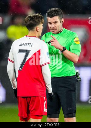 UTRECHT - l'arbitro Erwin Blank durante il secondo turno della KNVB Cup ...