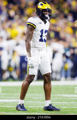 INDIANAPOLIS, IN - DECEMBER 02: Iowa Hawkeyes Defensive Back Sebastian ...